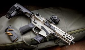 使用P90的50發彈匣「手槍」生力軍 KelTec P50型5.7mm手槍 - 戰略風格